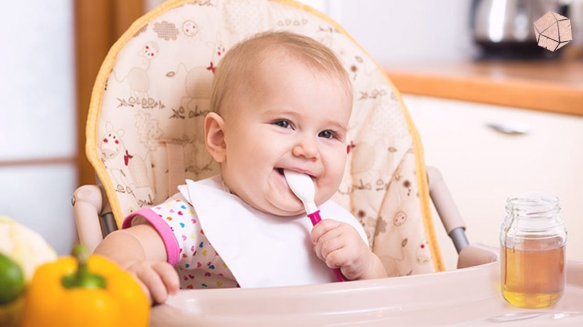 Pourquoi il ne faut surtout pas donner de miel à son nourrisson?